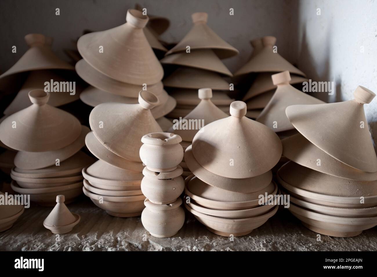 artigianato della ceramica, fes, marocco, magreb, africa Stock Photo ...