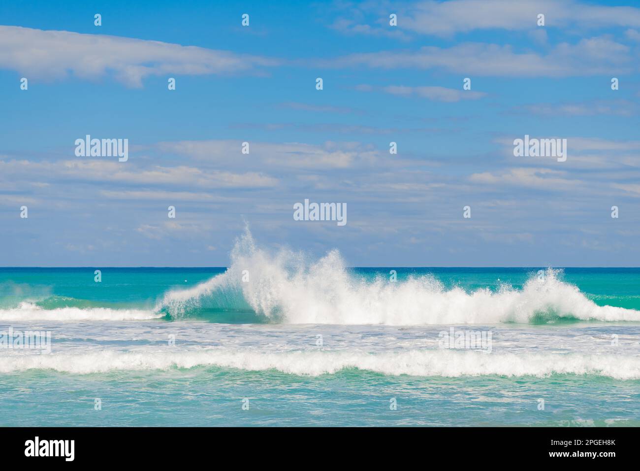 horizon view of daylight sky and wavy water Stock Photo - Alamy