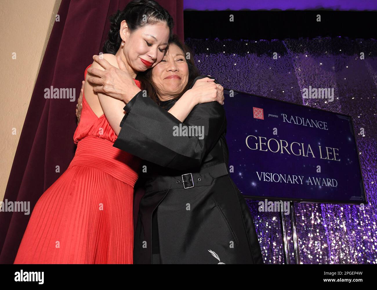 (L-R) Visionary Award Honoree Georgia Lee and Presenter Janet Yang at ...