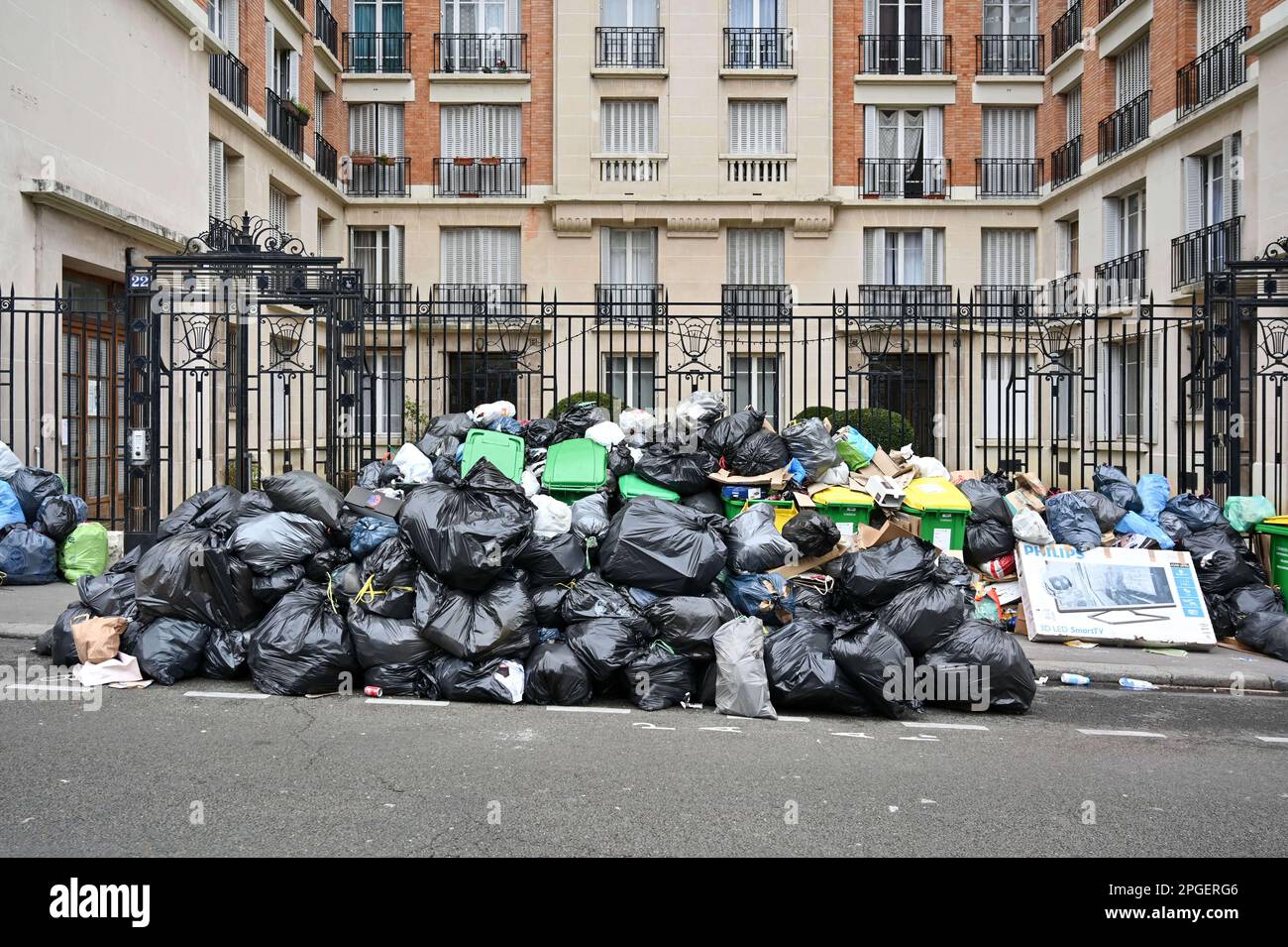 Paris, France. 22nd Mar, 2023. Illustration and view of the garbage ...