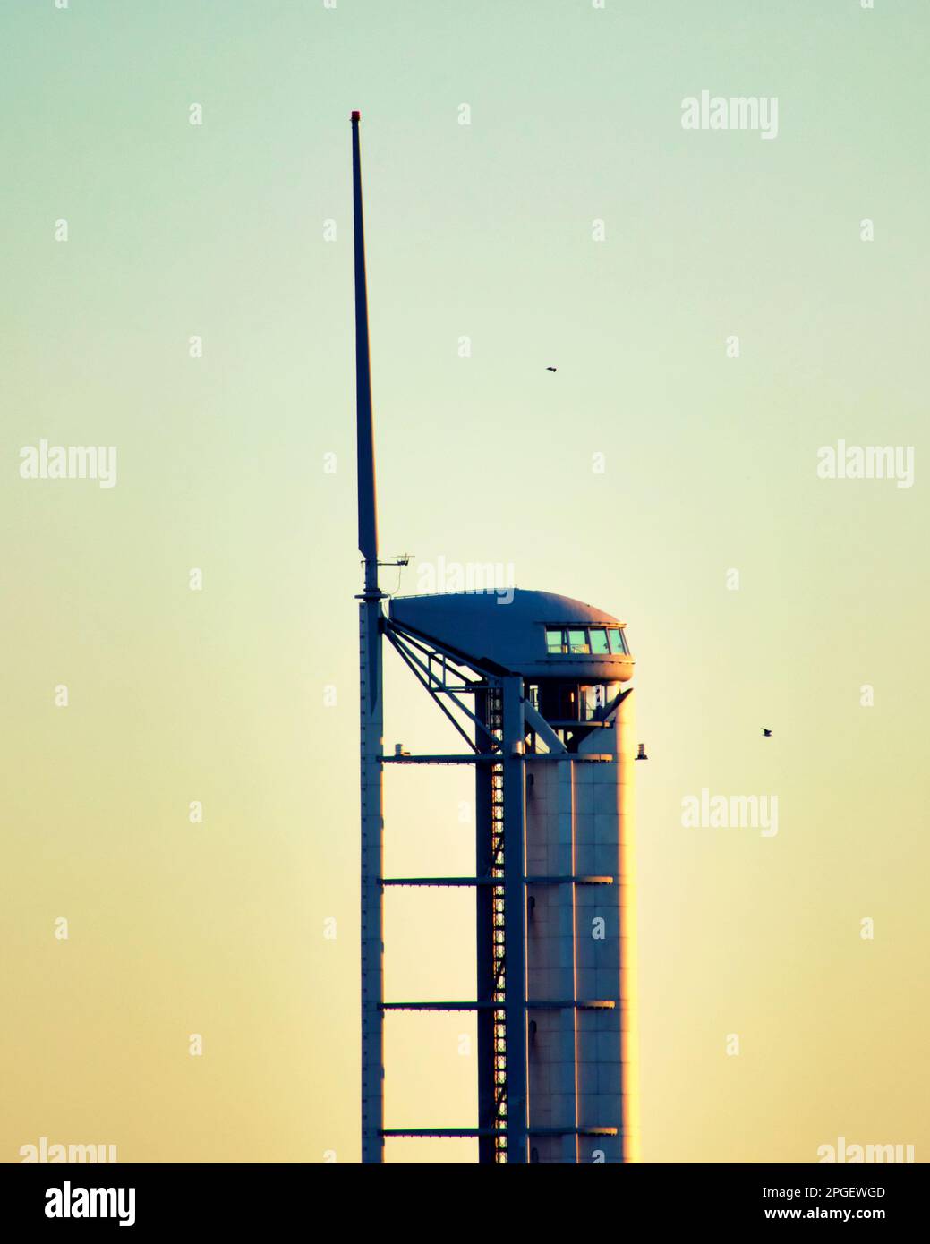 top of the glasgow science centre tower at sunset Stock Photo - Alamy