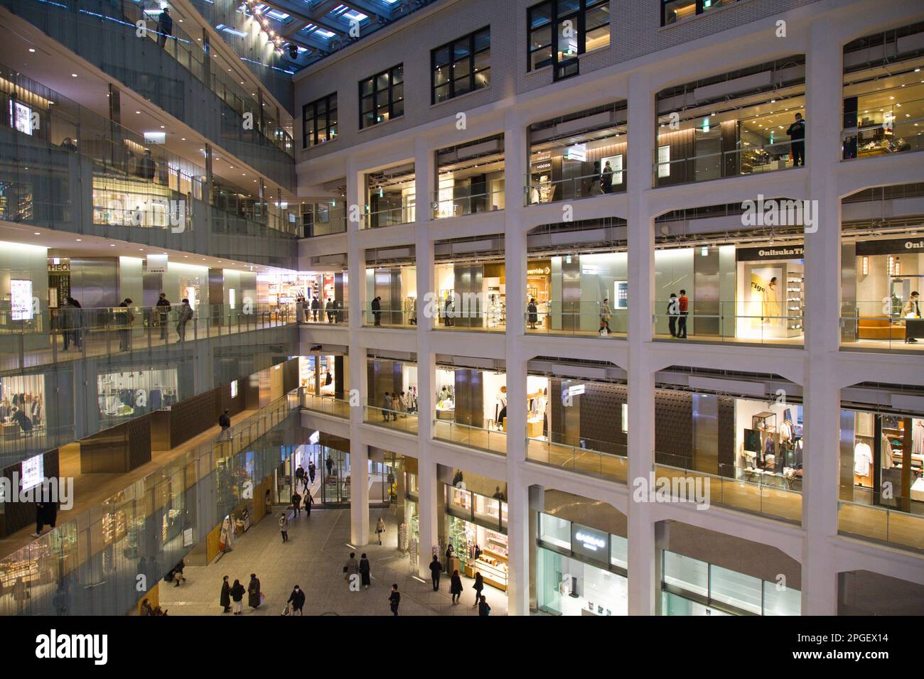 Japan, Tokyo, Marunouchi, KITTE, commercial centre, shopping Stock ...