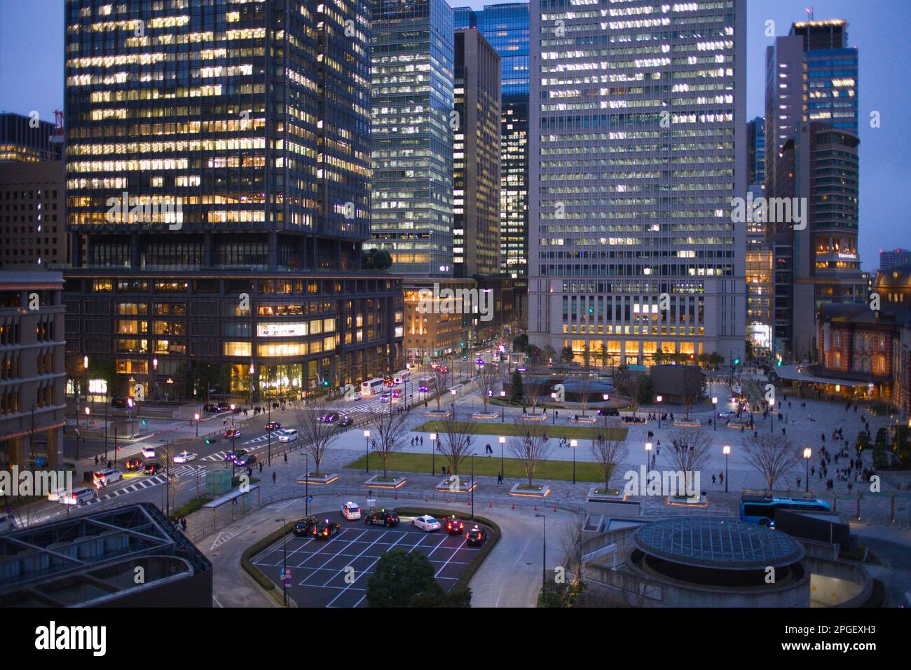 Plaza marunouchi hi-res stock photography and images - Alamy