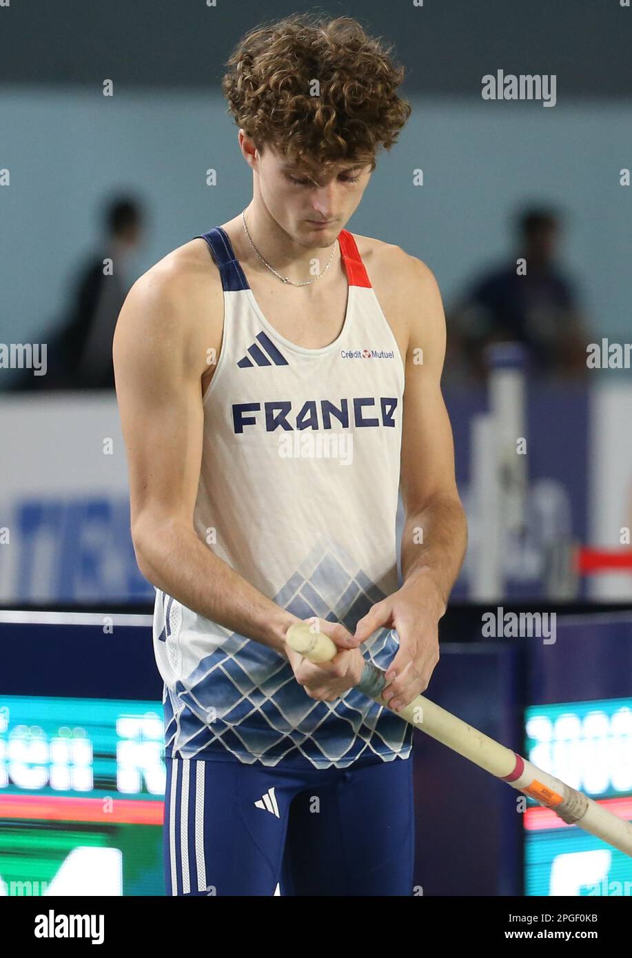 Pole vault men qualification hi-res stock photography and images - Alamy