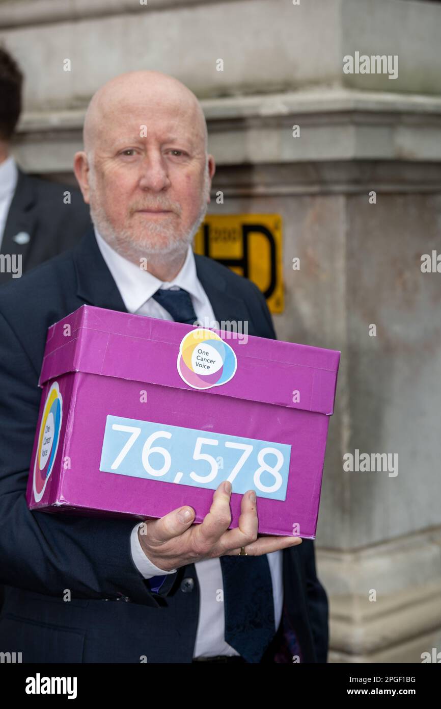 Mp andy mcdonald hi-res stock photography and images - Alamy