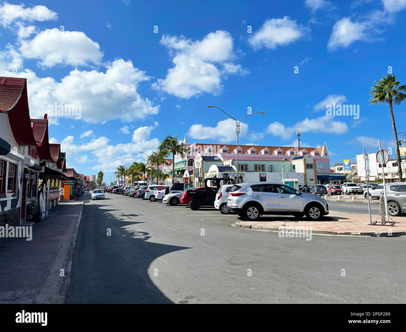 Car downtown aruba hi-res stock photography and images - Alamy
