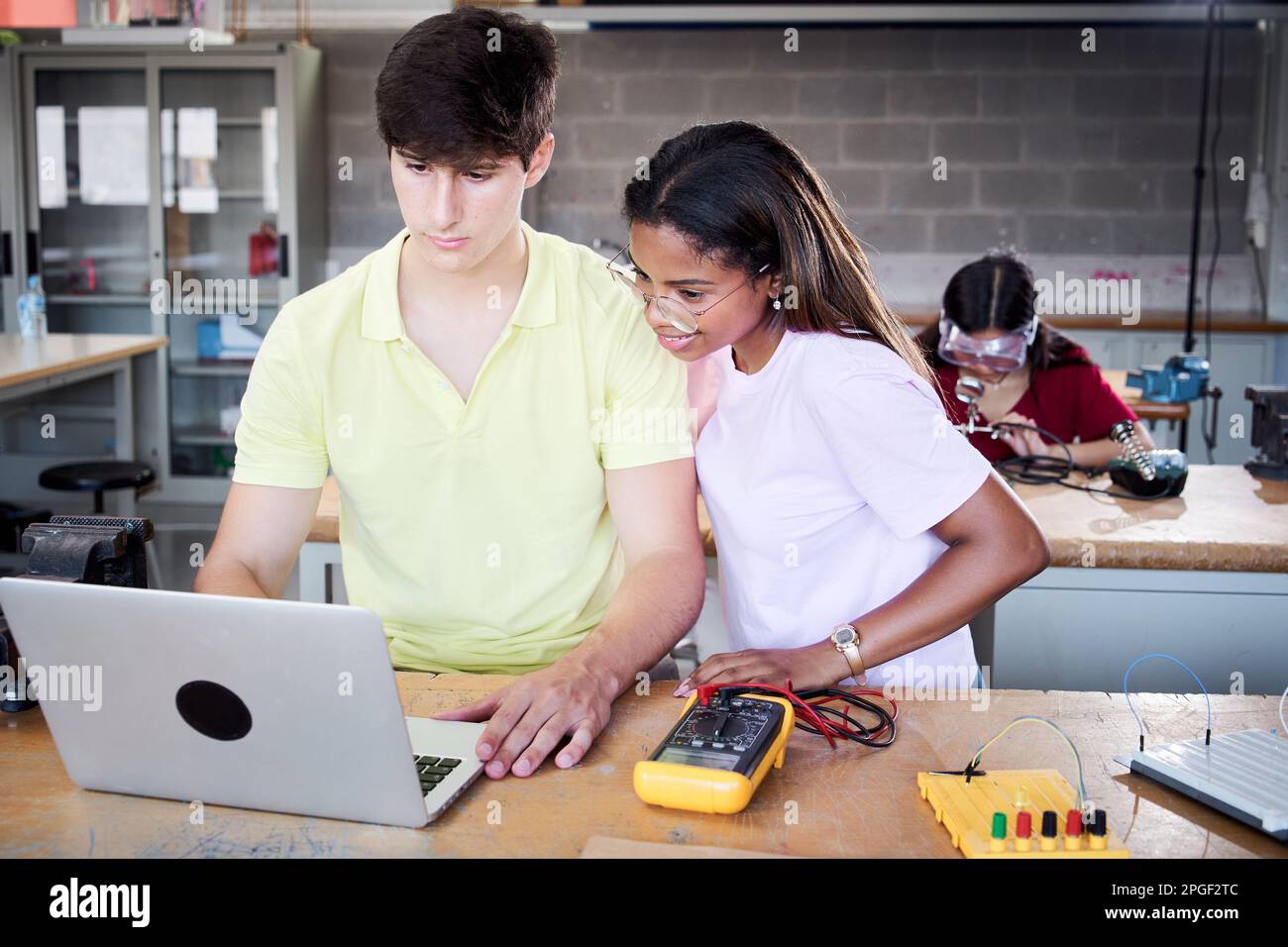 Digital classroom smart board hi-res stock photography and images - Alamy