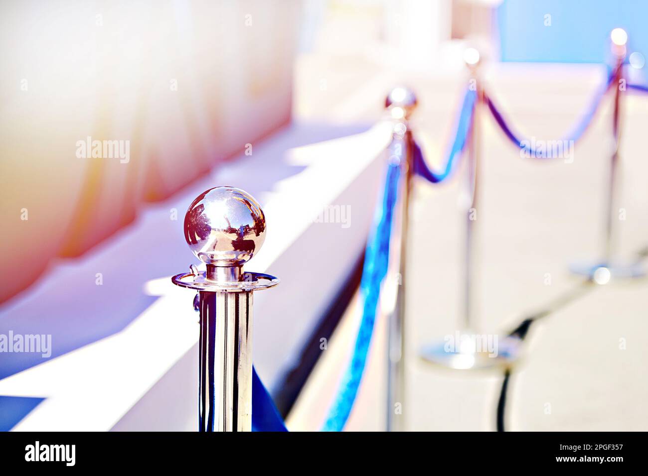 Chrome steel construction outdoor hi-res stock photography and images ...