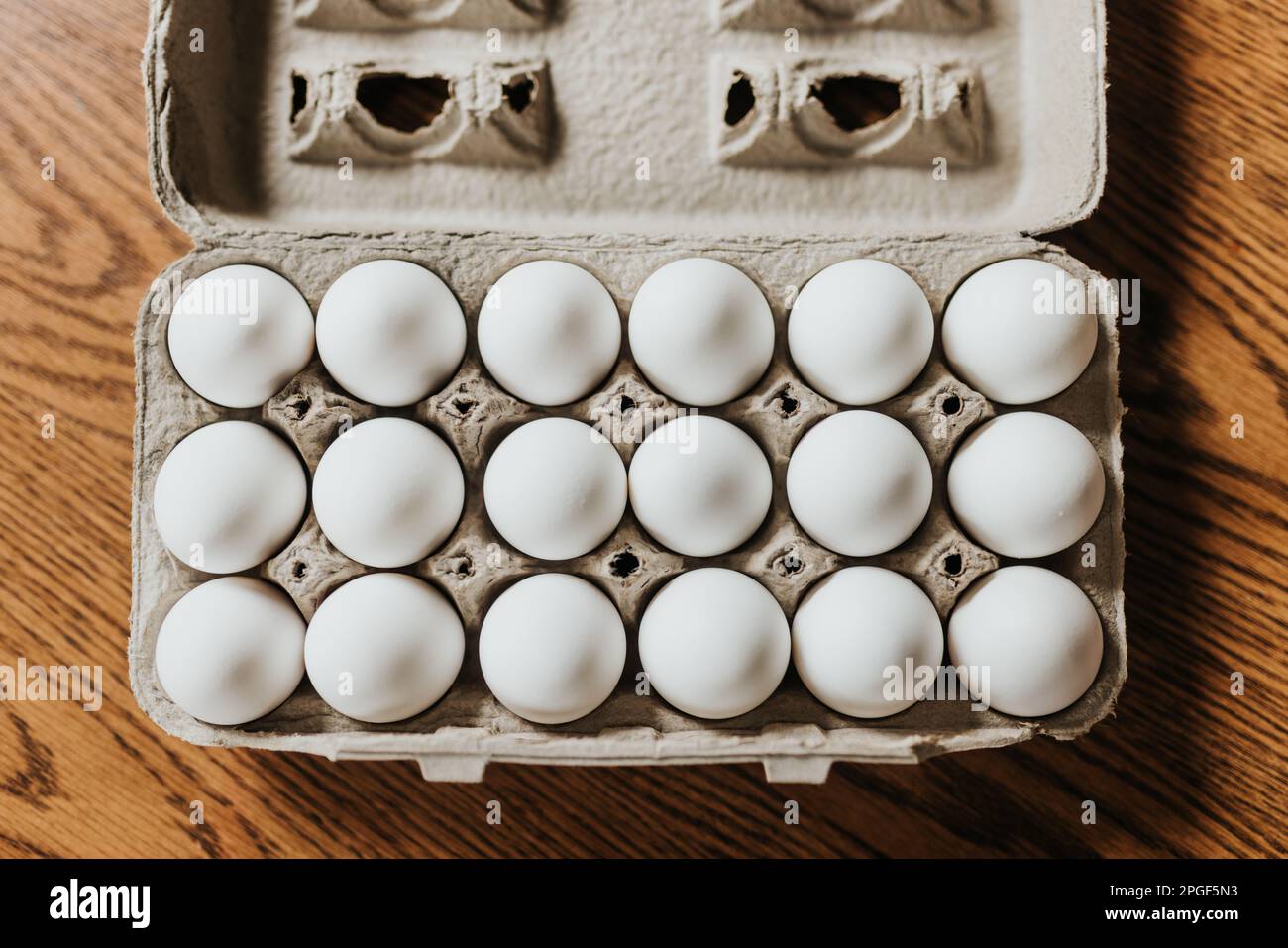 Close up eggs open hi-res stock photography and images - Alamy