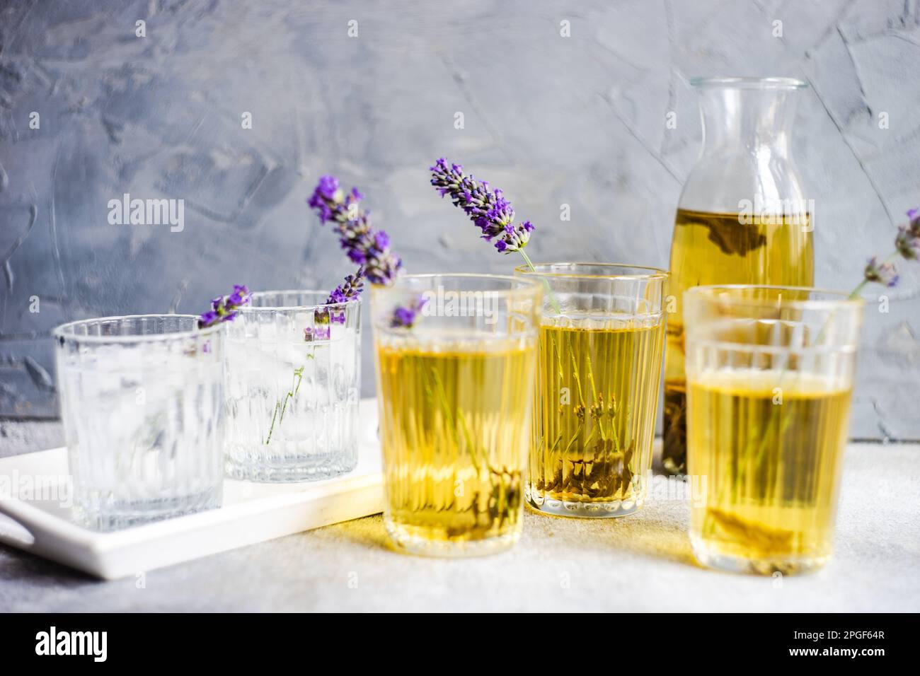 Summer alcoholic cocktail with lavender Stock Photo - Alamy