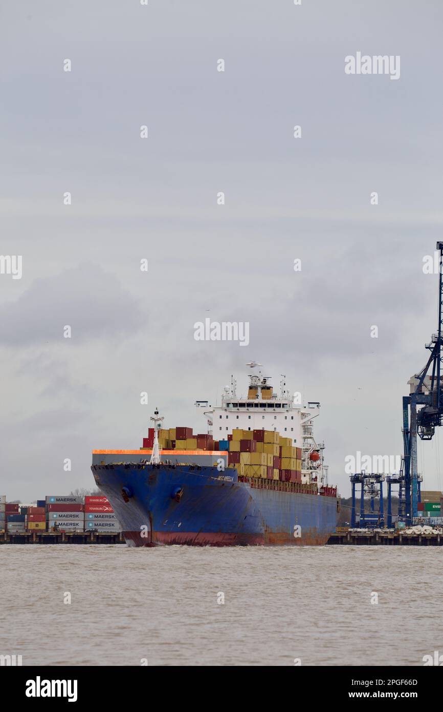 Container ship MSC Mirella leaving the Port of Felixstowe assisted by ...