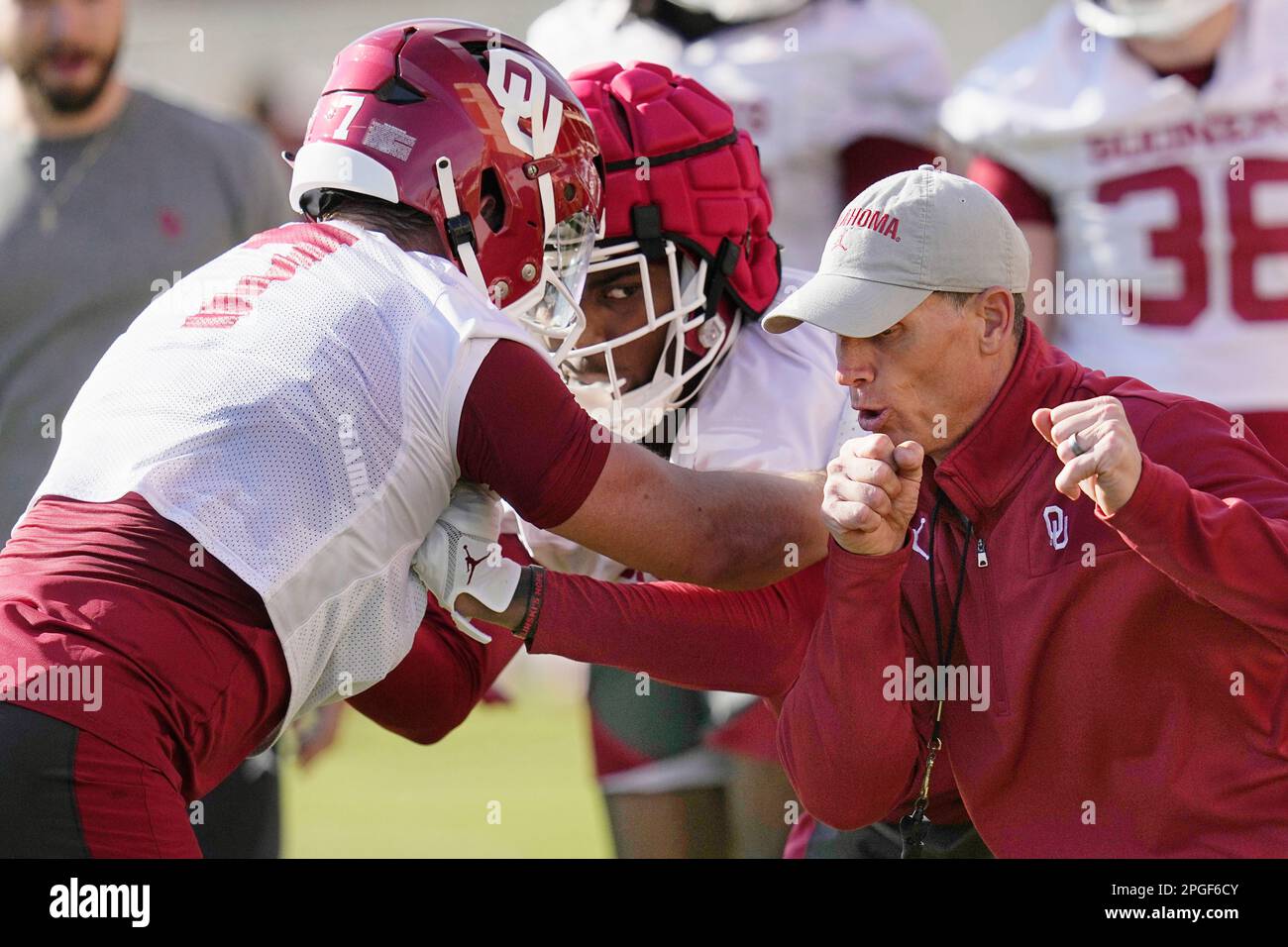 Oklahoma head coach Brent Venables works with players during an NCAA ...
