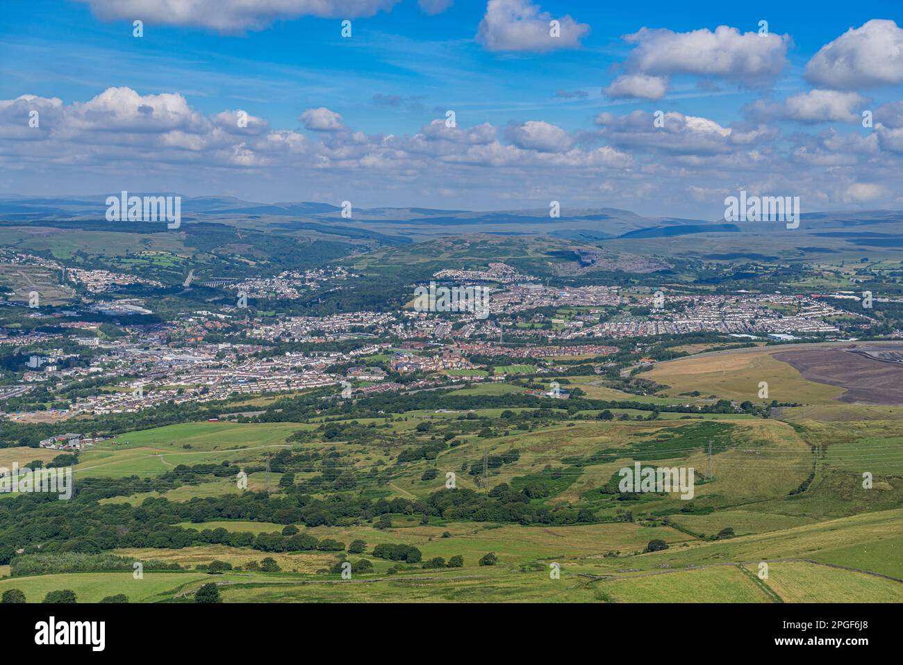 Richard trevithick merthyr tydfil hi-res stock photography and images ...