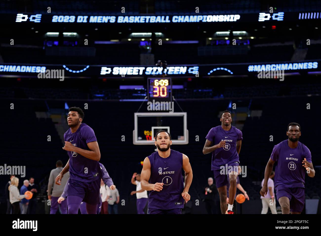 Kansas State guard Markquis Nowell (1) runs during practice before a ...