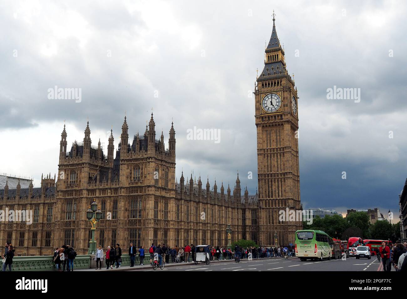 Big Ben, Clock Tower, Palace of Westminster, Houses of Parliament ...