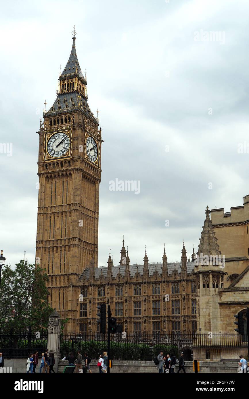 Big Ben, Clock Tower, Palace of Westminster, Houses of Parliament ...