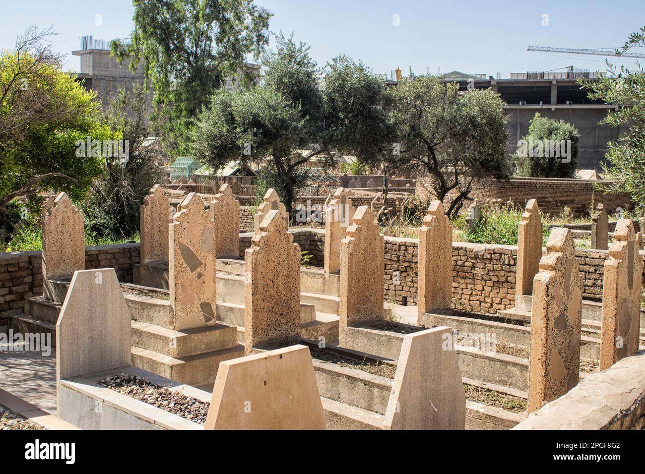 A Iraqi graveyard with unmarked graves. Iraq Stock Photo - Alamy
