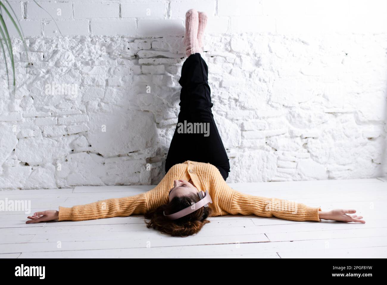 Lady lying on floor hi-res stock photography and images - Alamy