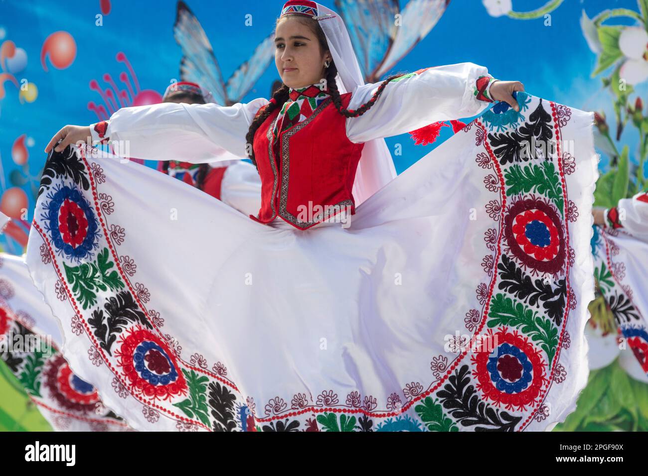 Tajikistan woman in traditional costume hi-res stock photography and ...