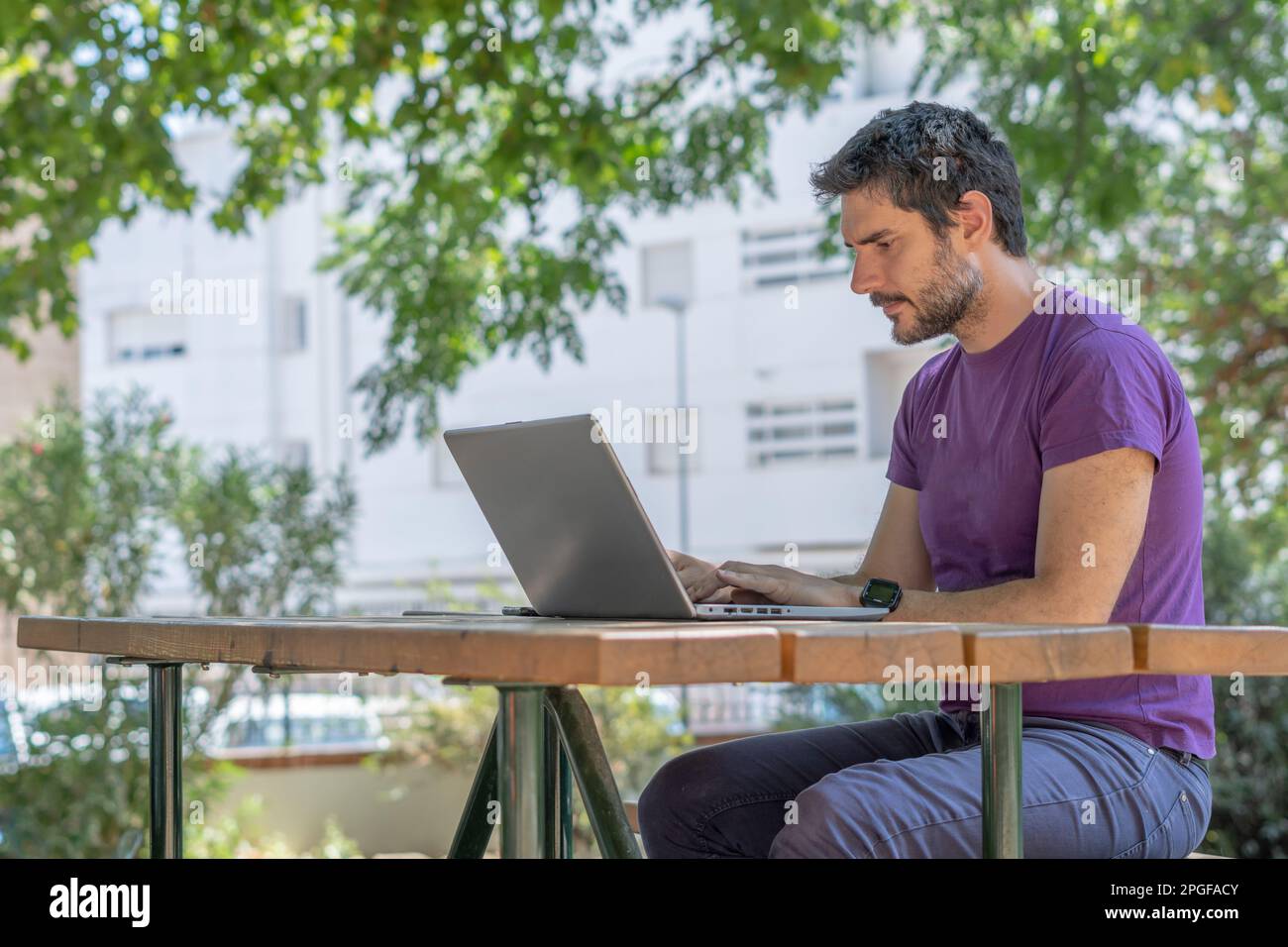 Working at the park hi-res stock photography and images - Alamy