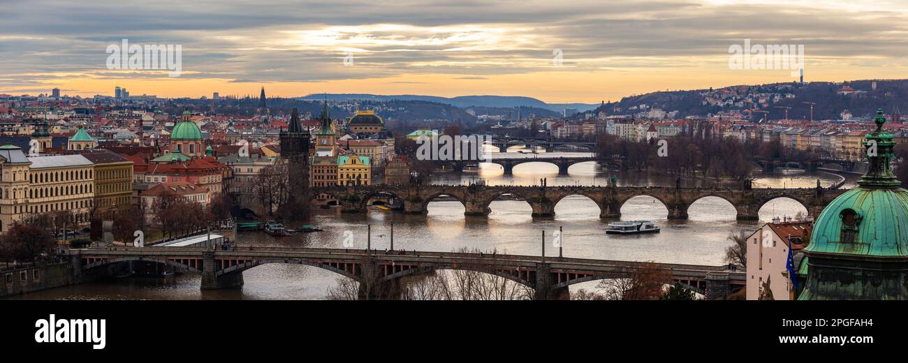 High definition panorama hi-res stock photography and images - Alamy