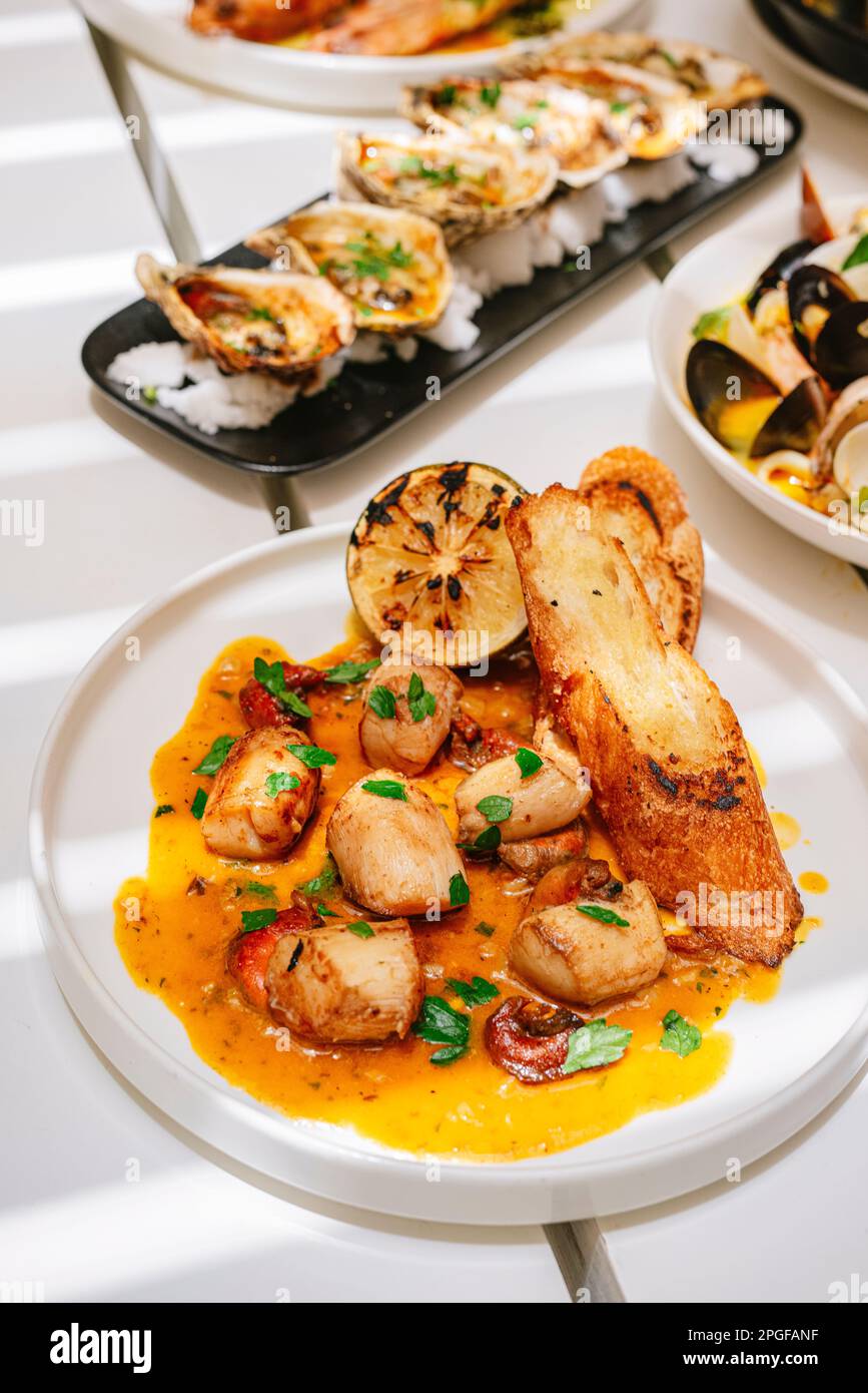 Seafood dishes hi-res stock photography and images - Alamy