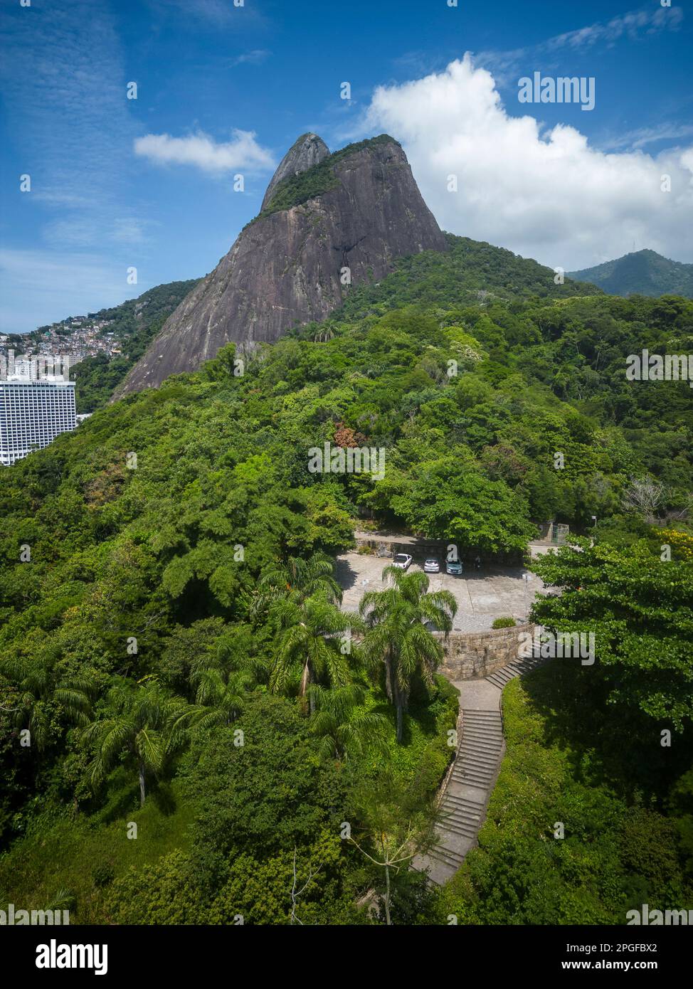 Aerial rainforest city hi-res stock photography and images - Alamy