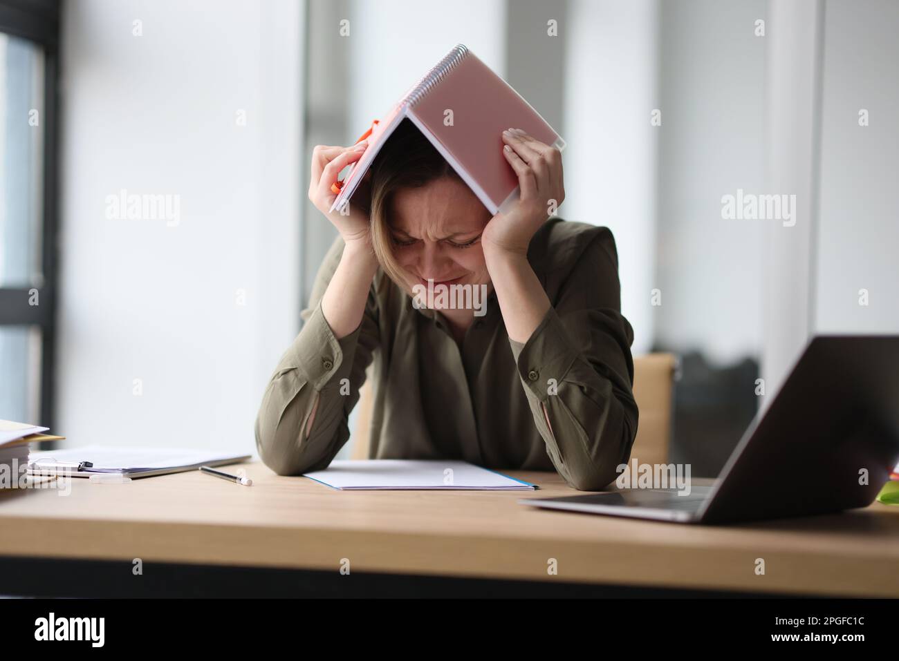 Feeling powerless hi-res stock photography and images - Alamy