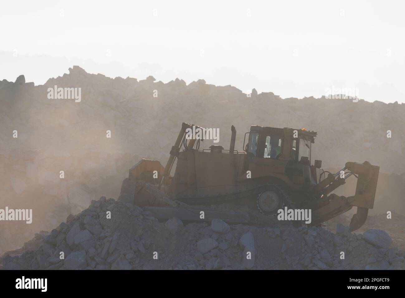 Working in huge factory hi-res stock photography and images - Alamy