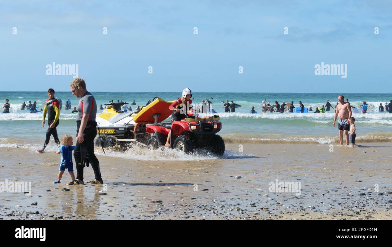 Fast rescue boats hi-res stock photography and images - Alamy