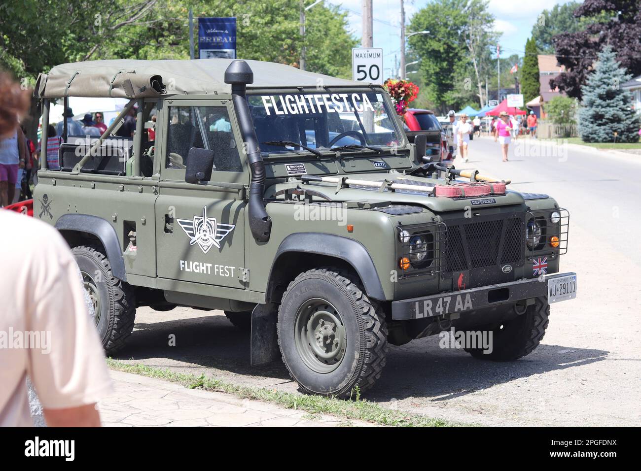 Old british military land rover hi-res stock photography and images - Alamy