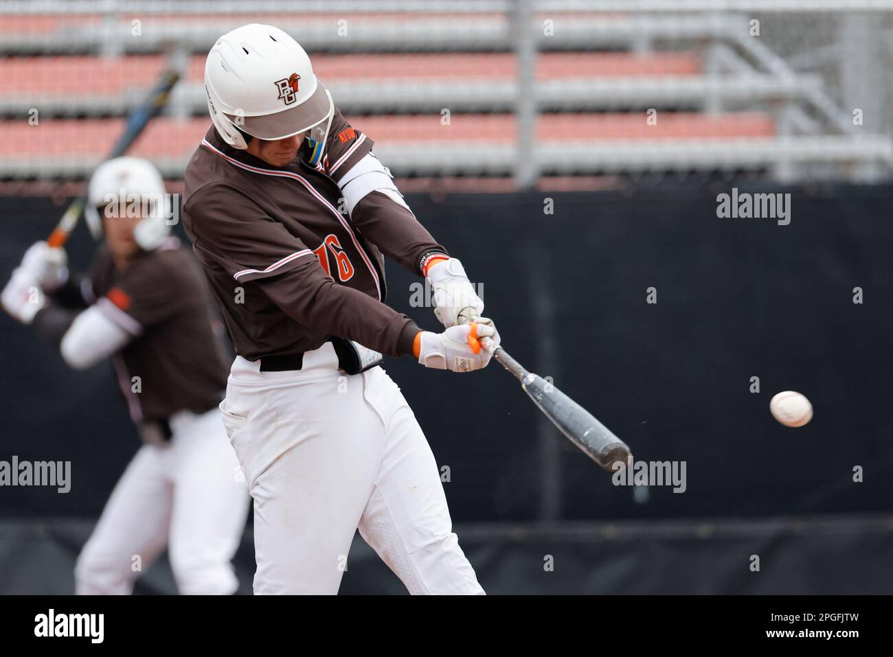 Bowling Green infielder Nathan Rose (16) hits a single against the ...
