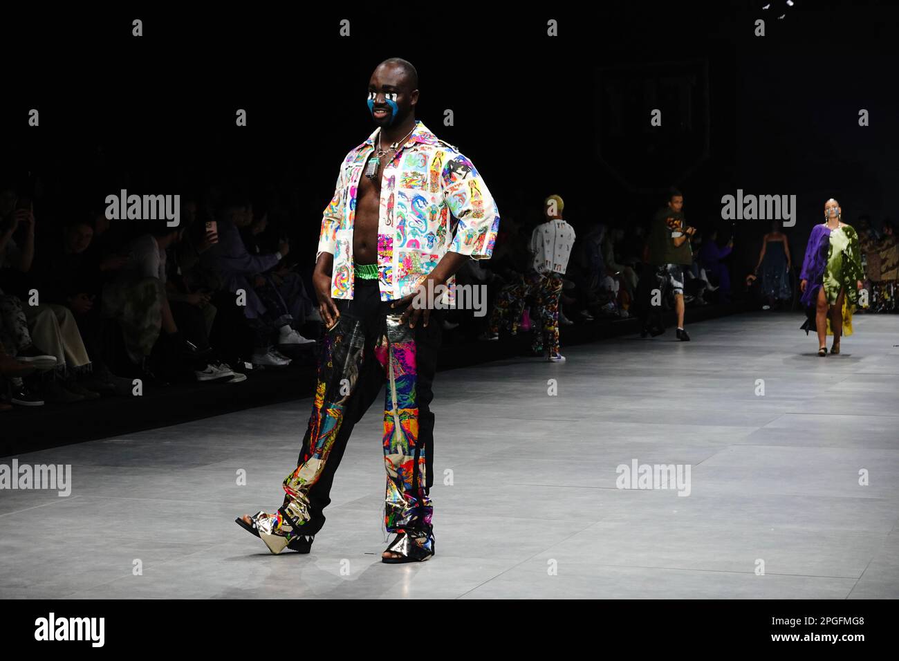 Plastic turned into clothes hi-res stock photography and images - Alamy