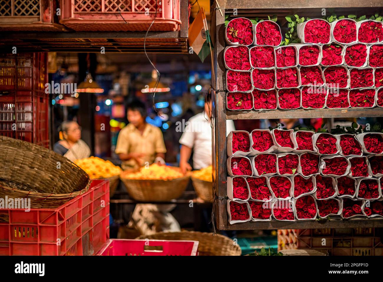 Delhi flower garland hi-res stock photography and images - Alamy