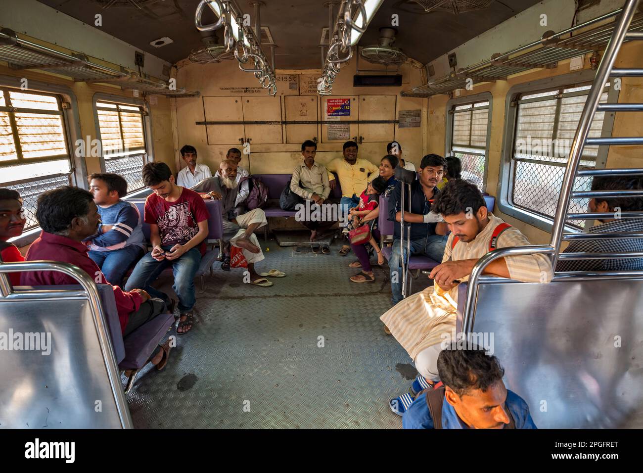 Mumbai Suburban Railway, Mumbai, India Stock Photo - Alamy