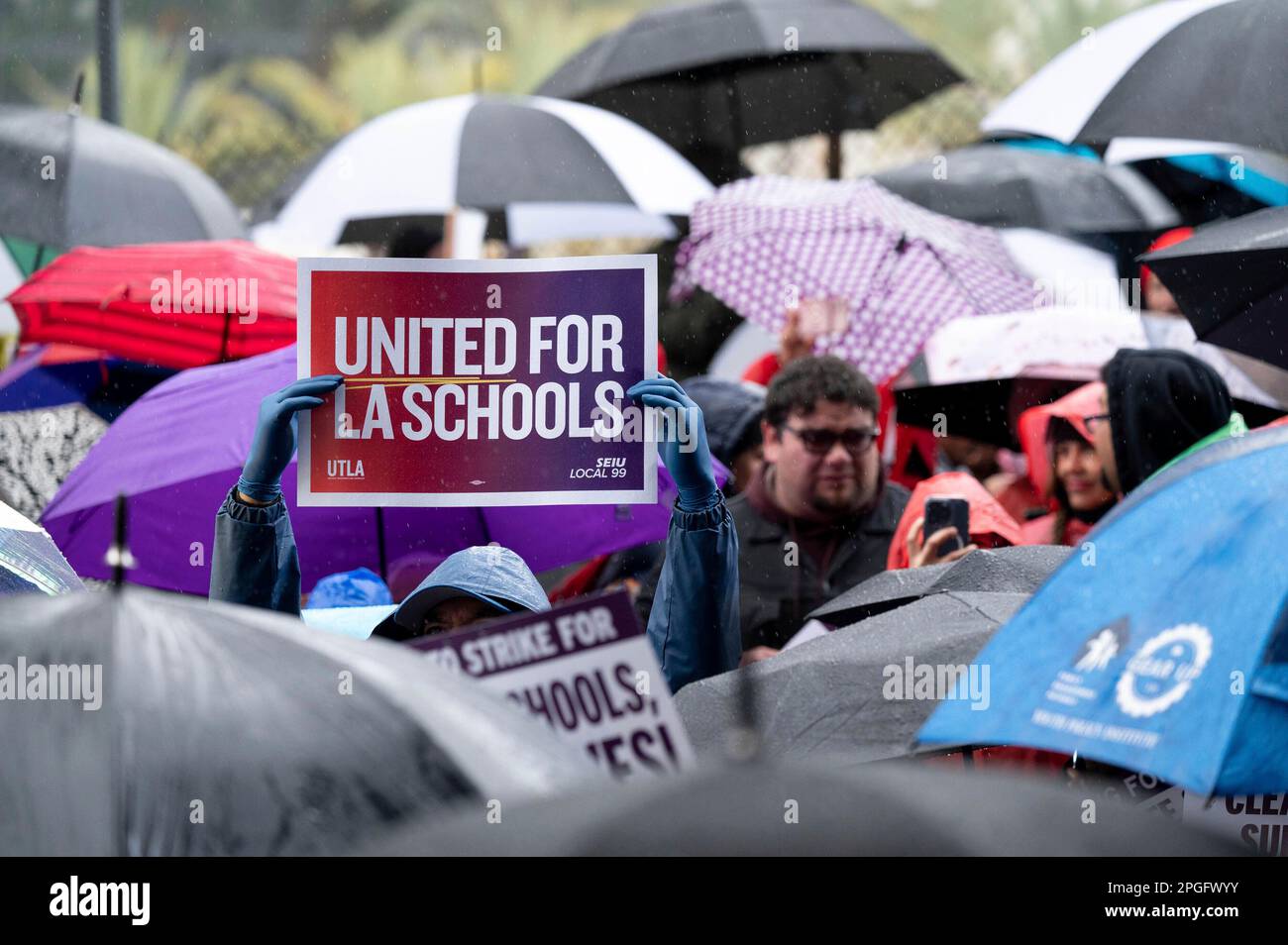 SEIU workers, LAUSD teachers and students hold a protest outside of the ...