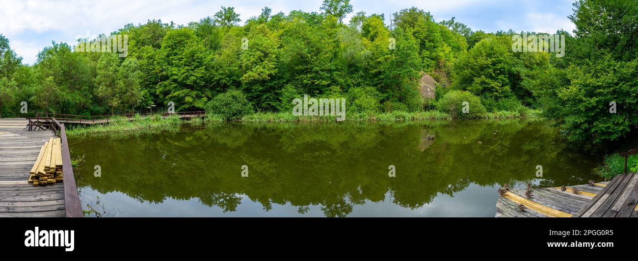 SOVATA, ROMANIA - AUGUST 24, 2022: Sovata city and Ursul lake resort ...