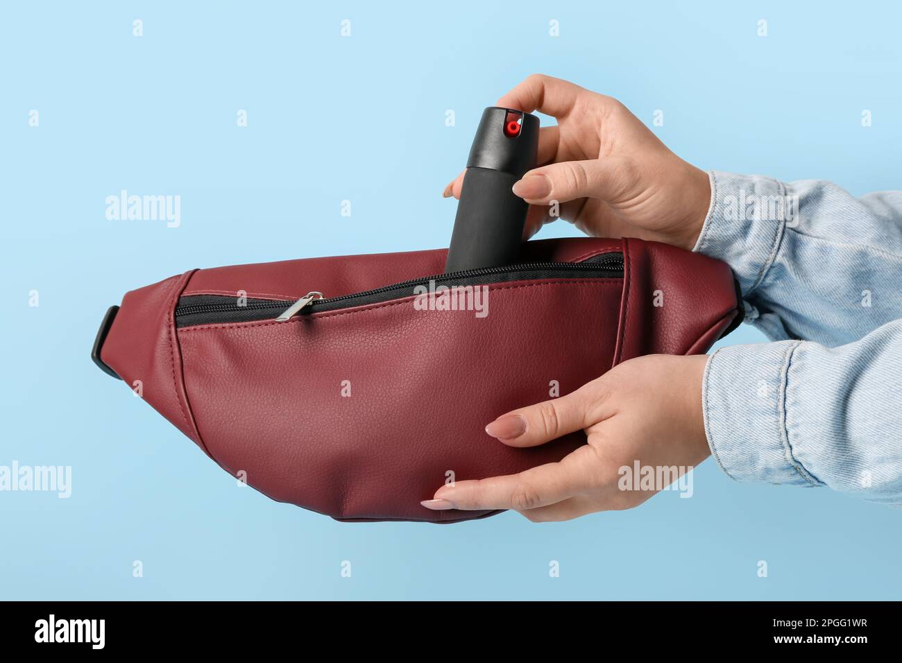 Black woman pepper spray hi-res stock photography and images - Alamy