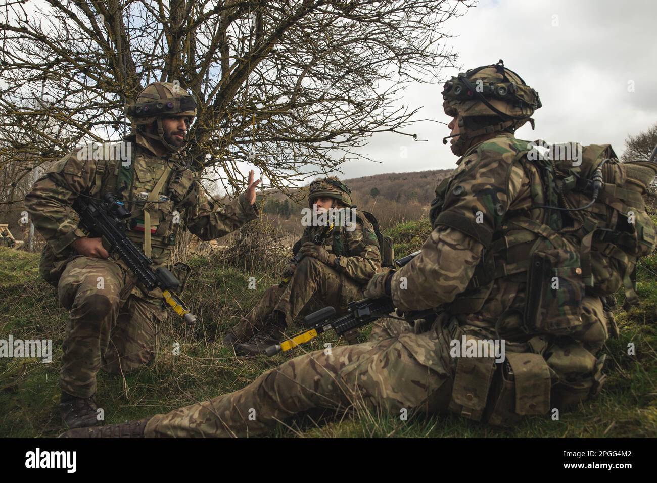 Cadets from the Royal Military Academy Sandhurst plan to execute ...
