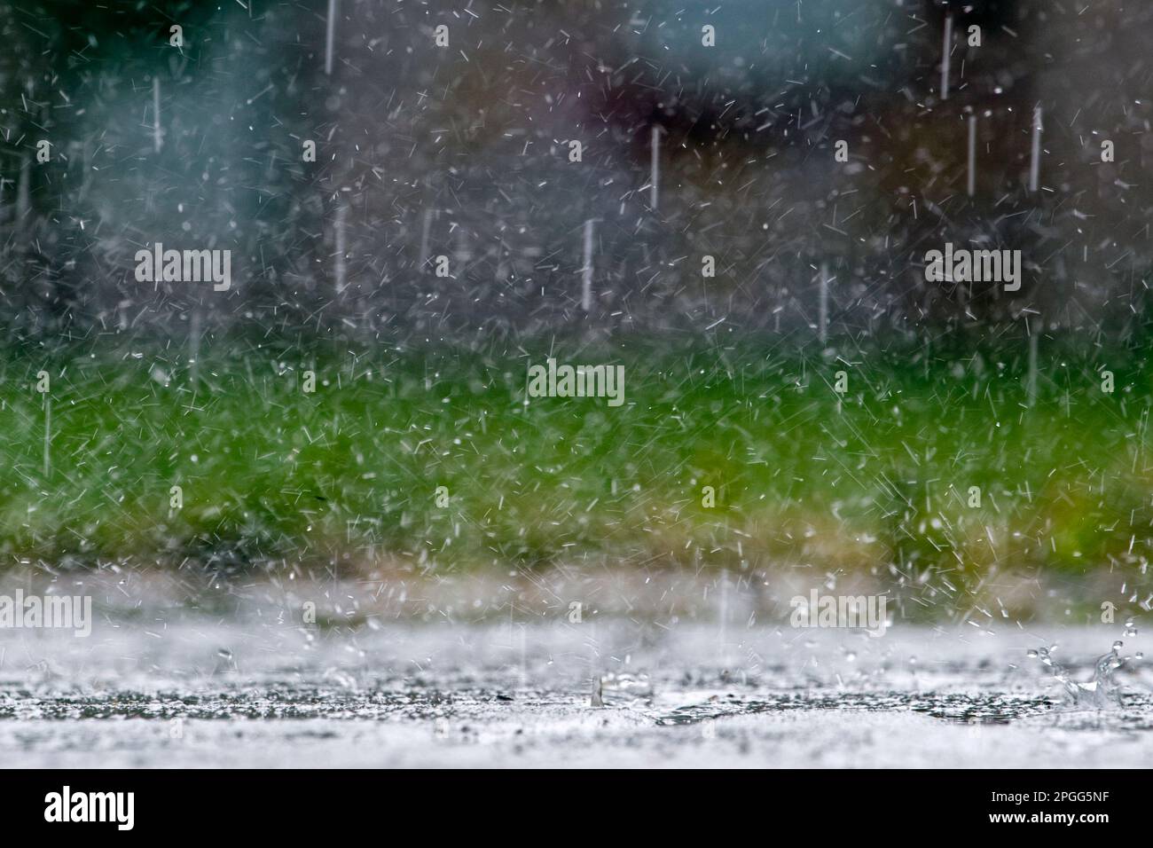 Spray of rain on the tile Stock Photo - Alamy