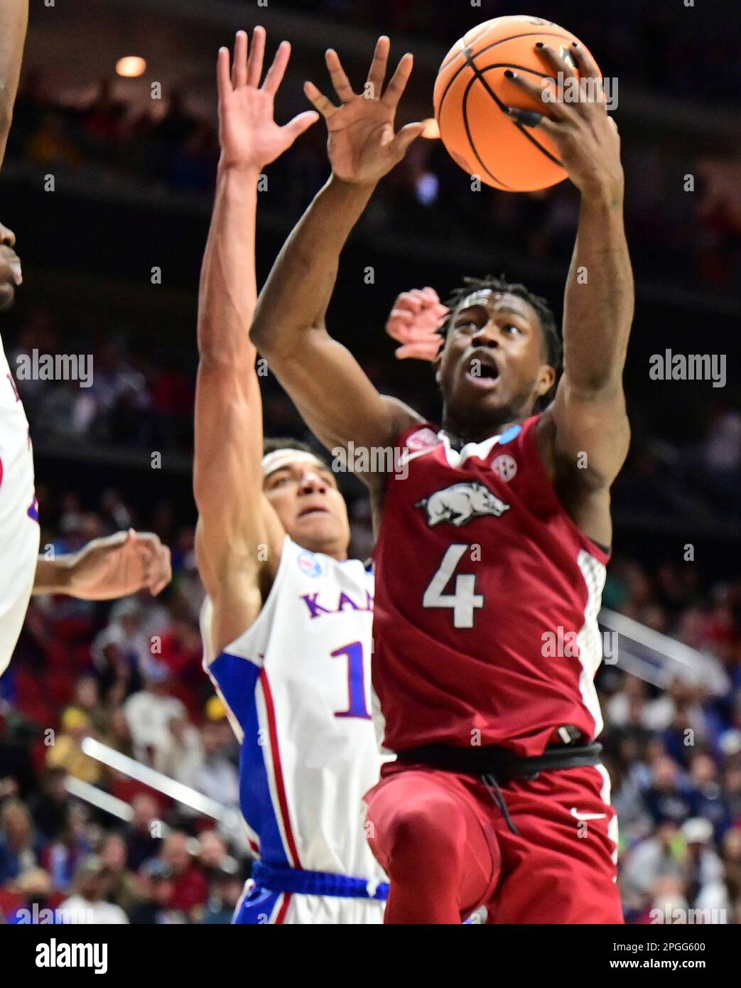 DES MOINES, IA - MARCH 18: Arkansas Razorbacks guard Davonte Davis (4 ...