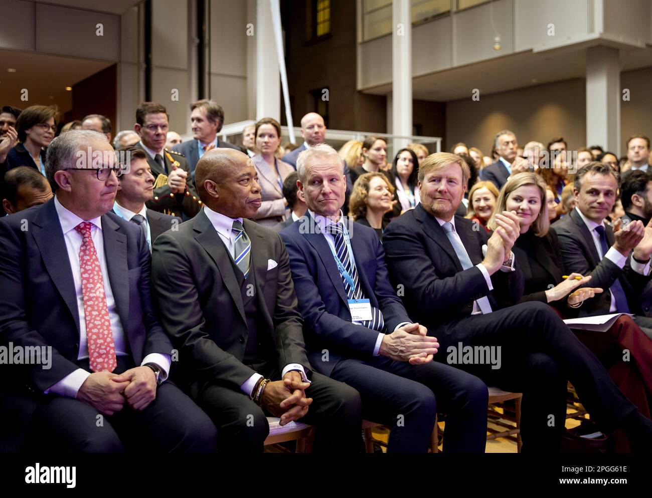 NEW YORK - Mayor Ahmed Aboutaleb of Rotterdam, Mayor Eric Adams of New ...