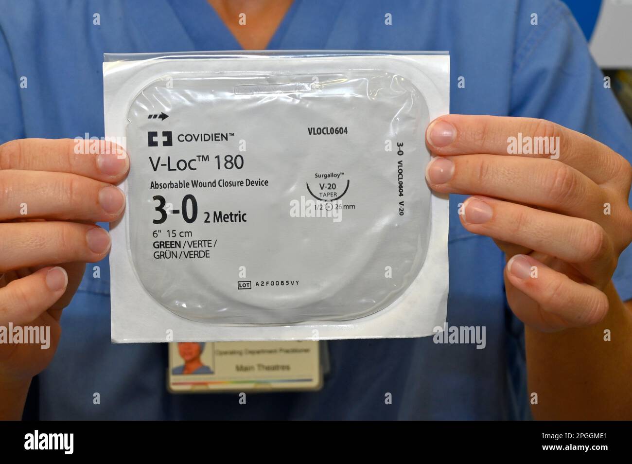 Absorbable wound closure device Stock Photo - Alamy