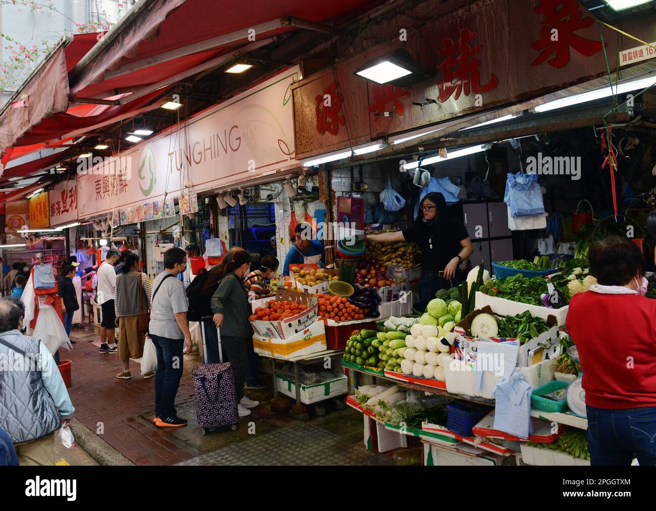 Vibrant markets in Hong Kong Stock Photo - Alamy