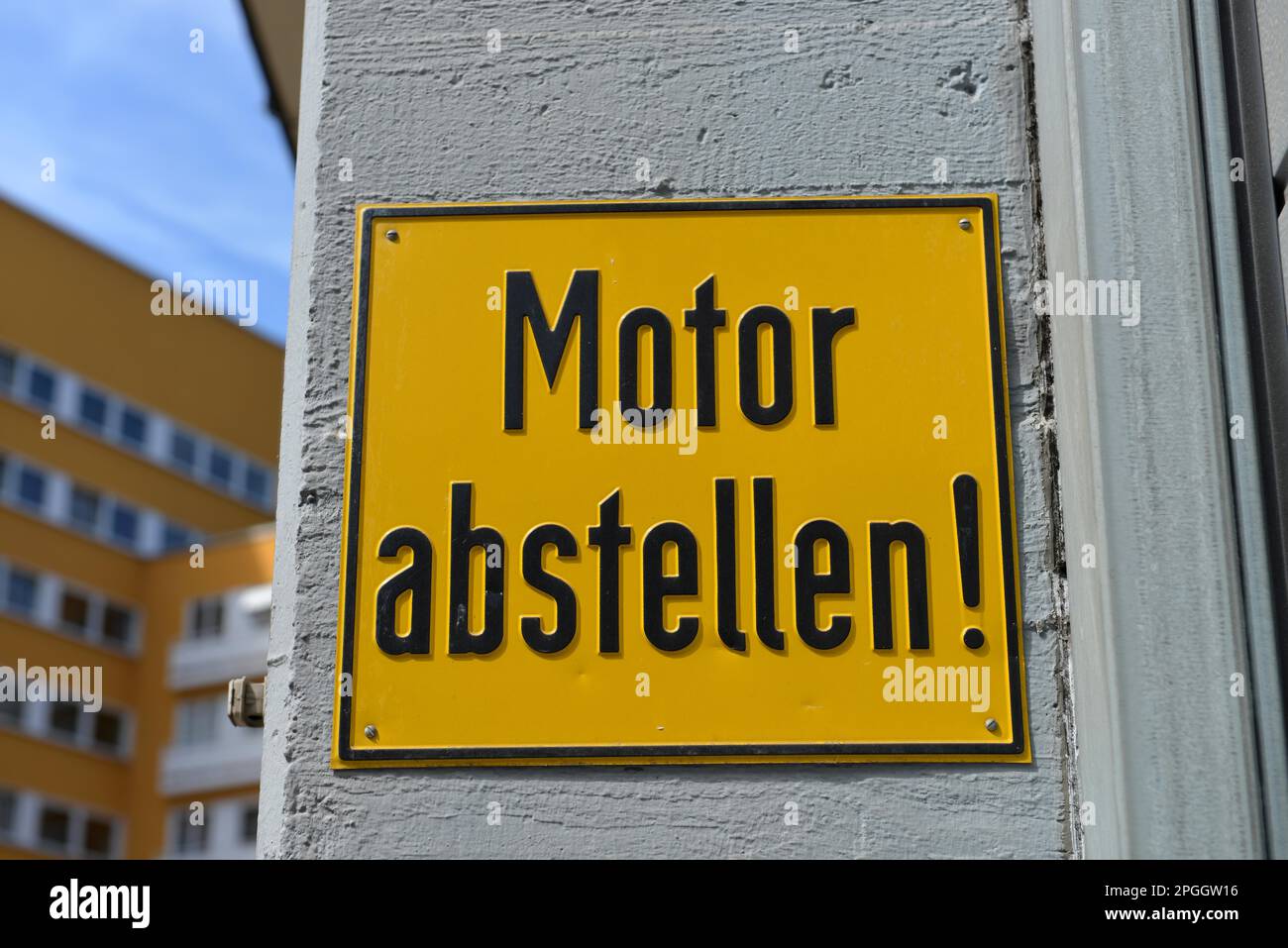 Switch off engine sign hi-res stock photography and images - Alamy