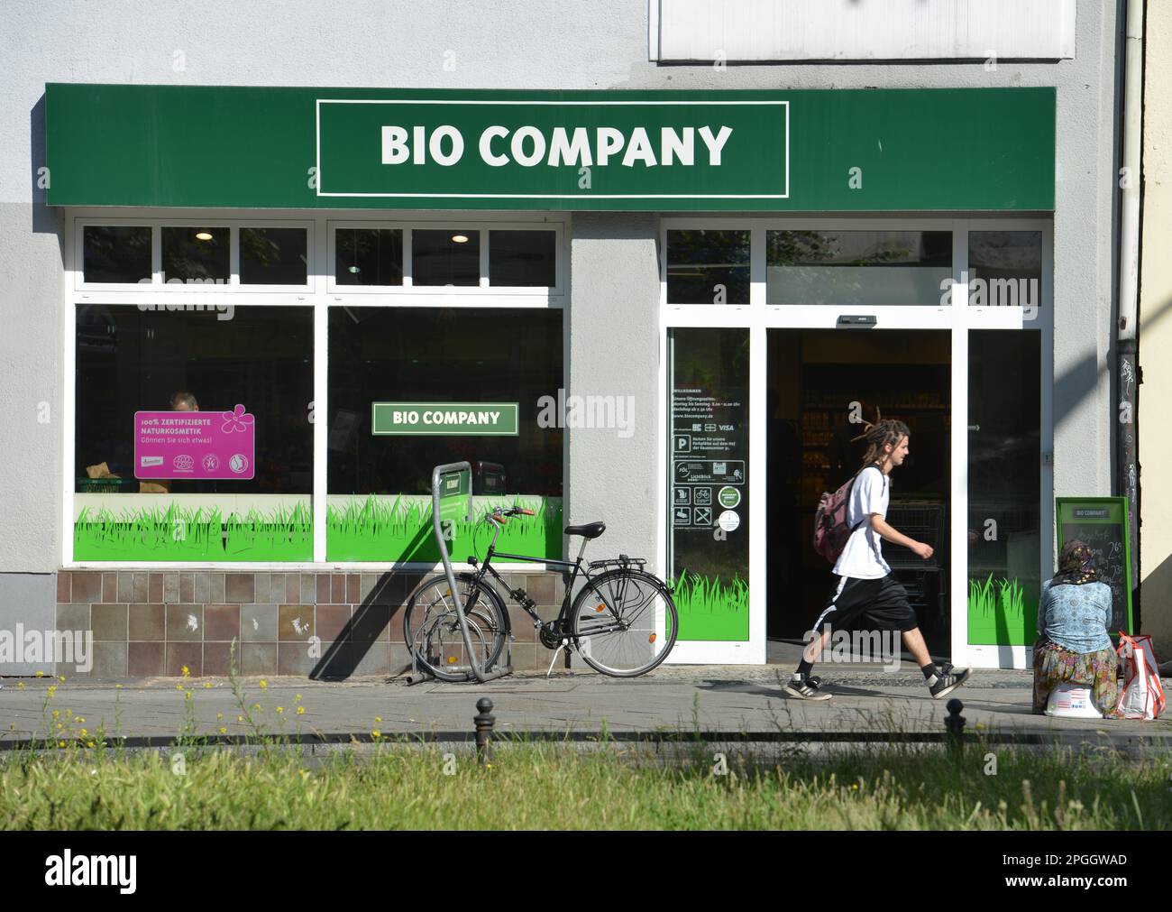 Bio geography hi-res stock photography and images - Alamy