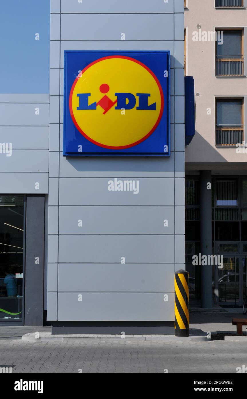 Lidl name hi-res stock photography and images - Alamy