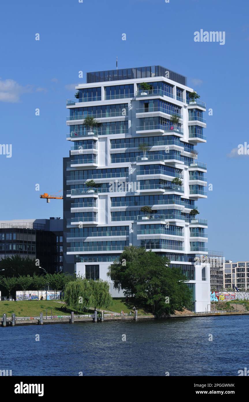 Living Levels residential tower, Muehlenstrasse, Friedrichshain, Berlin ...