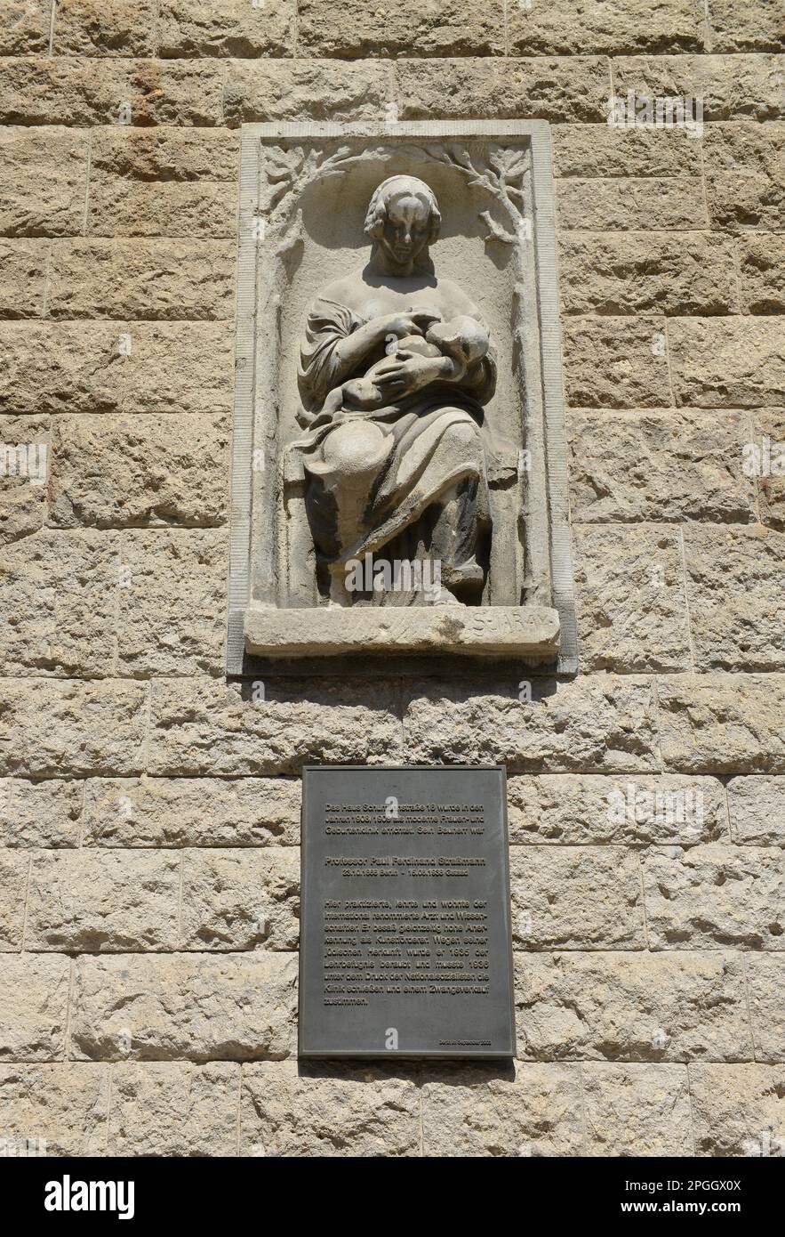 Relief, Mother and Child, Strassmannhaus, Schumannstrasse, Mitte ...