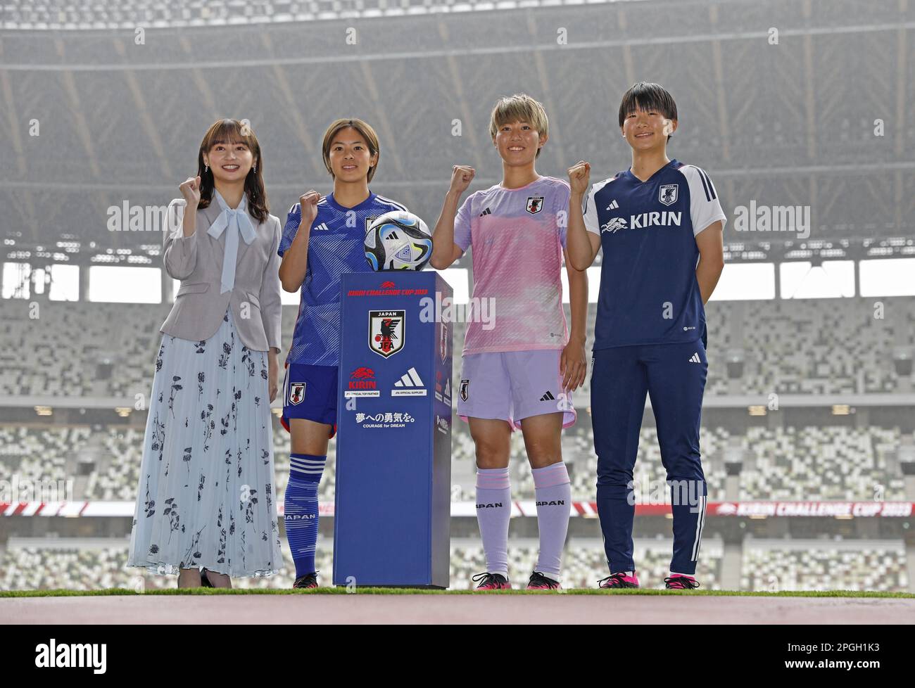 Nippon TV Tokyo Verdy Beleza player Riko Ueki (2nd from R) poses in a ...